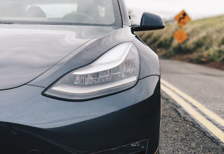 7 Common Tesla Model 3 Headlight Issues [With Fixes] - That Tesla Channel