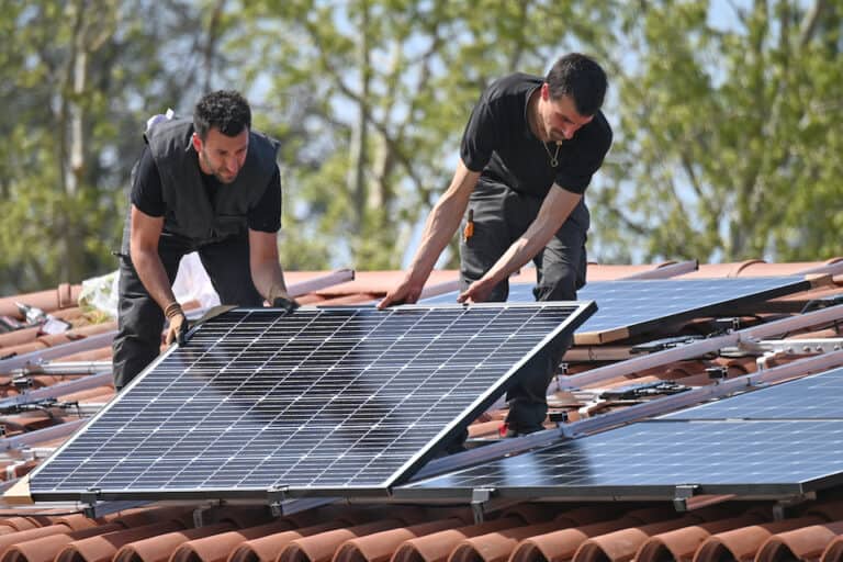 A Guide to Tesla Solar Installation Times - That Tesla Channel