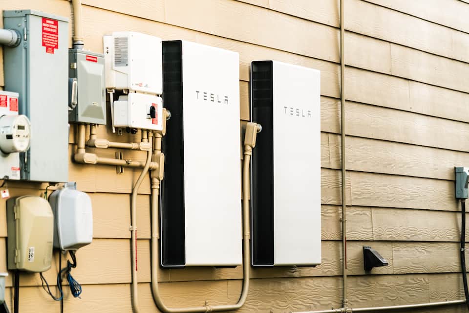 Comparing Apples To Oranges Powervault 3 Vs Powerwall 2 That Tesla