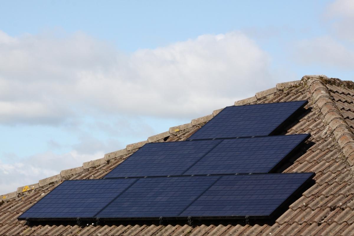 How Many Watts Are Tesla Solar Panels? - That Tesla Channel